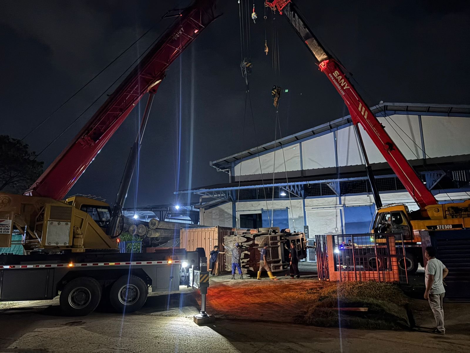 Tandem Lifting Crane: Solusi Aman untuk Beban Besar | Asanindo